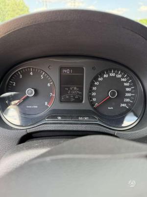 Melns Volkswagen Polo 2012 Viļņa, ar dzinēja tilpumu 1.20 L un nobraukumu 213 tūkst. km par 4000 €, foto 9 vietnē AUTOMOTO.COM.LV