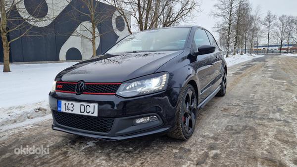 Melns Volkswagen Polo 2012 Pērnava, ar dzinēja tilpumu 1.40 L un nobraukumu 185 tūkst. km par 8500 €, foto 2 vietnē AUTOMOTO.COM.LV