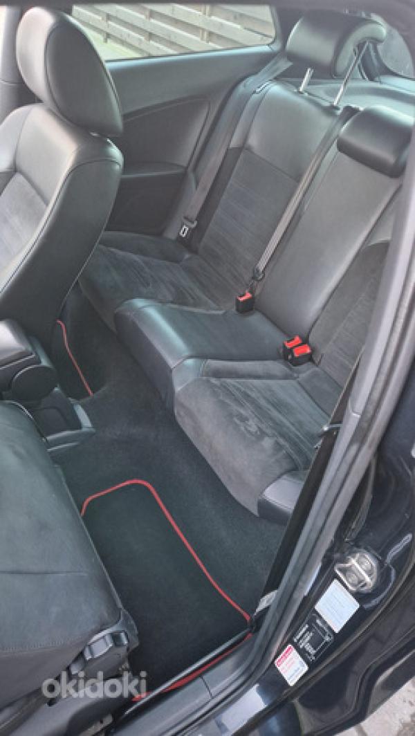 Melns Volkswagen Polo 2012 Pērnava, ar dzinēja tilpumu 1.40 L un nobraukumu 185 tūkst. km par 8500 €, foto 10 vietnē AUTOMOTO.COM.LV