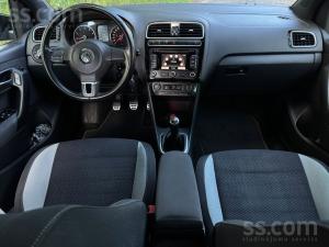 Black Volkswagen Polo 2012 in Cesis, with an engine capacity of 1.20 L and mileage of 125 thousand km for 5300 €, photo 7 on AUTOMOTO.COM.LV