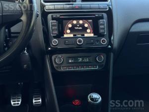 Black Volkswagen Polo 2012 in Cesis, with an engine capacity of 1.20 L and mileage of 125 thousand km for 5300 €, photo 11 on AUTOMOTO.COM.LV