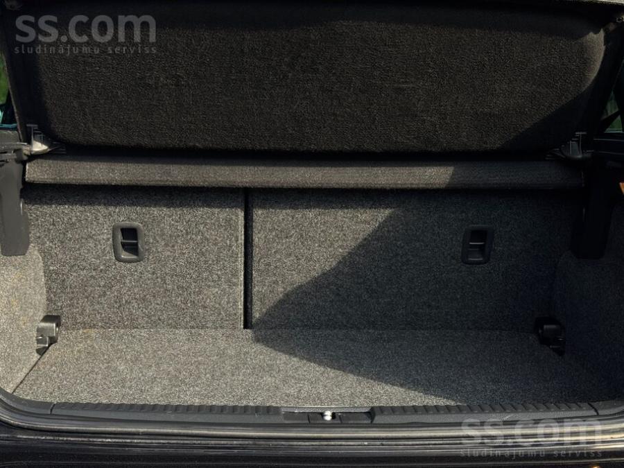 Black Volkswagen Polo 2012 in Cesis, with an engine capacity of 1.20 L and mileage of 125 thousand km for 5300 €, photo 17 on AUTOMOTO.COM.LV