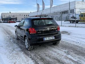 Black Volkswagen Polo 2013 in Panevezys, with an engine capacity of 1.60 L and mileage of 86 thousand km for 5590 €, photo 7 on AUTOMOTO.COM.LV