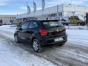 Black Volkswagen Polo 2013 in Panevezys, with an engine capacity of 1.60 L and mileage of 86 thousand km for 5590 €, photo 9 on AUTOMOTO.COM.LV