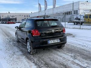 Black Volkswagen Polo 2013 in Panevezys, with an engine capacity of 1.60 L and mileage of 86 thousand km for 5590 €, photo 11 on AUTOMOTO.COM.LV