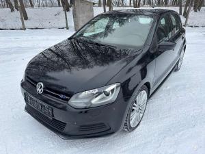 Melns Volkswagen Polo 2013 Prienai, ar dzinēja tilpumu 1.40 L un nobraukumu 215 tūkst. km par 5500 €, foto 3 vietnē AUTOMOTO.COM.LV