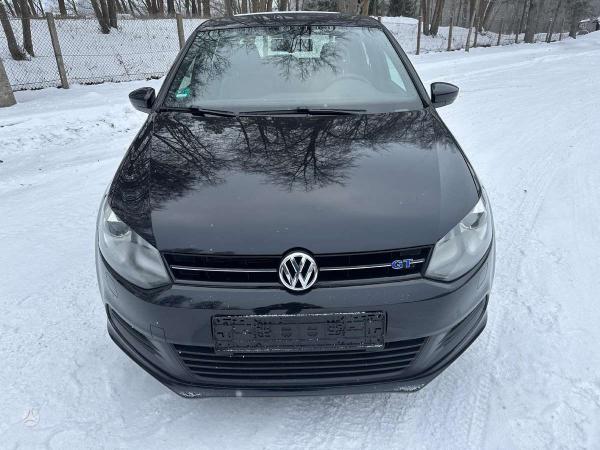 Melns Volkswagen Polo 2013 Prienai, ar dzinēja tilpumu 1.40 L un nobraukumu 215 tūkst. km par 5500 €, foto 4 vietnē AUTOMOTO.COM.LV