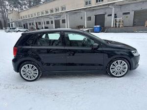 Melns Volkswagen Polo 2013 Prienai, ar dzinēja tilpumu 1.40 L un nobraukumu 215 tūkst. km par 5500 €, foto 6 vietnē AUTOMOTO.COM.LV