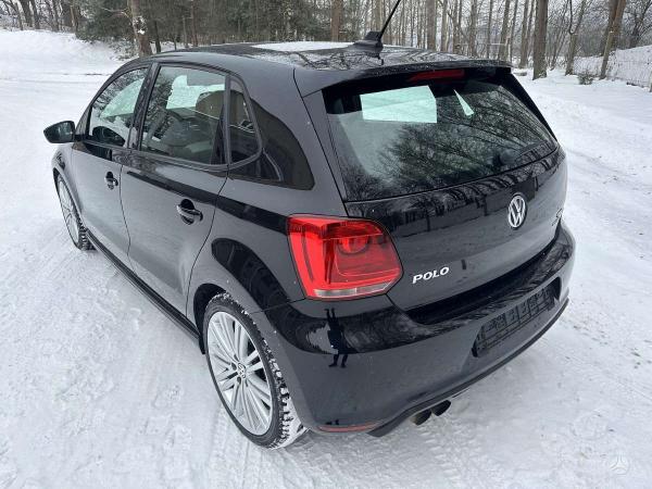 Melns Volkswagen Polo 2013 Prienai, ar dzinēja tilpumu 1.40 L un nobraukumu 215 tūkst. km par 5500 €, foto 9 vietnē AUTOMOTO.COM.LV