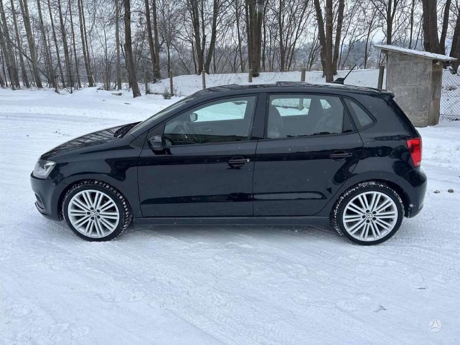 Melns Volkswagen Polo 2013 Prienai, ar dzinēja tilpumu 1.40 L un nobraukumu 215 tūkst. km par 5500 €, foto 10 vietnē AUTOMOTO.COM.LV