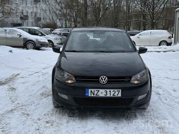 Melns Volkswagen Polo 2013 Rīga, ar dzinēja tilpumu 1.20 L un nobraukumu 309 tūkst. km par 2590 €, foto 1 vietnē AUTOMOTO.COM.LV