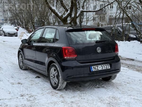 Melns Volkswagen Polo 2013 Rīga, ar dzinēja tilpumu 1.20 L un nobraukumu 309 tūkst. km par 2590 €, foto 5 vietnē AUTOMOTO.COM.LV