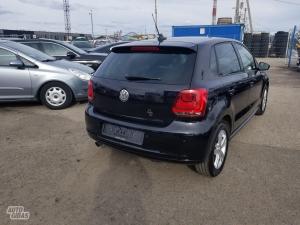 Black Volkswagen Polo 2013 in Kaunas, with an engine capacity of 1.60 L and mileage of 289 thousand km for 4999 €, photo 8 on AUTOMOTO.COM.LV