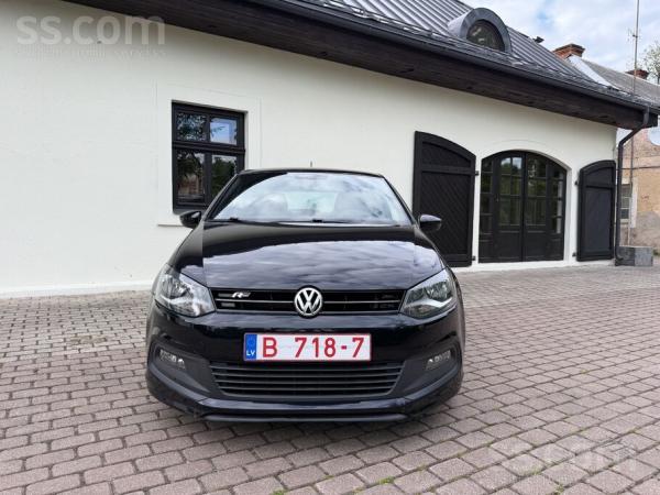 Black Volkswagen Polo 2013 in Gulbene, with an engine capacity of 1.60 L and mileage of 264 thousand km for 7000 €, photo 2 on AUTOMOTO.COM.LV