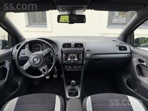 Black Volkswagen Polo 2013 in Gulbene, with an engine capacity of 1.60 L and mileage of 264 thousand km for 7000 €, photo 10 on AUTOMOTO.COM.LV