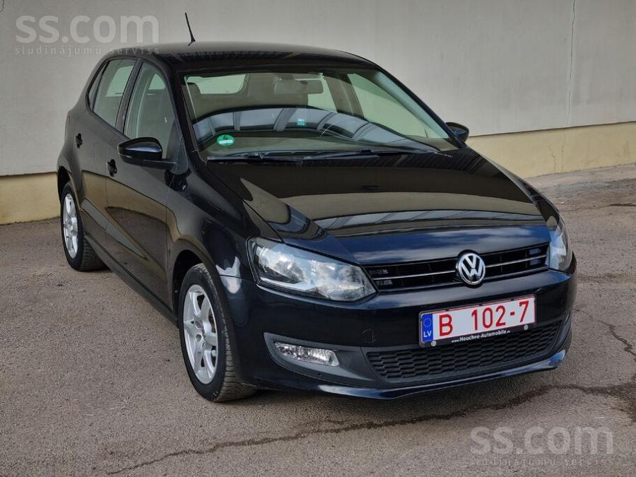 Melns Volkswagen Polo 2013 Ogre, ar dzinēja tilpumu 1.20 L un nobraukumu 170 tūkst. km par 4950 €, foto 4 vietnē AUTOMOTO.COM.LV