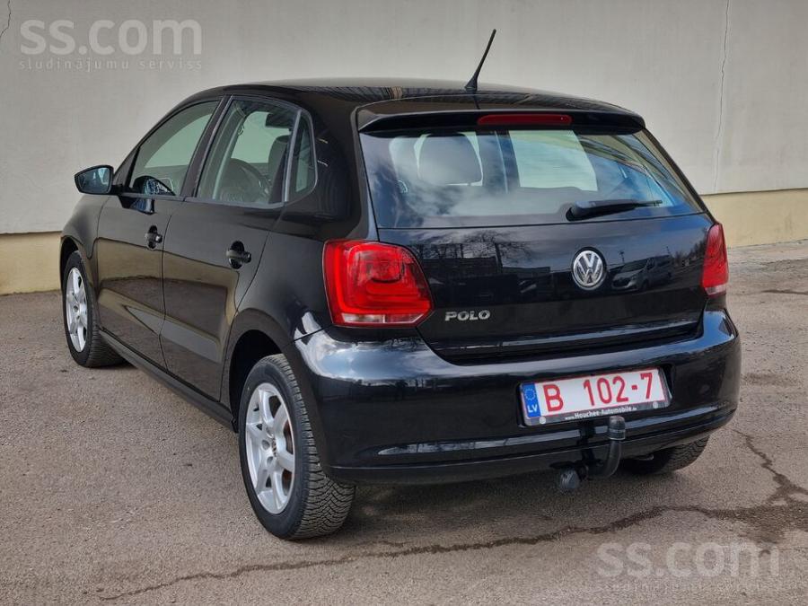 Melns Volkswagen Polo 2013 Ogre, ar dzinēja tilpumu 1.20 L un nobraukumu 170 tūkst. km par 4950 €, foto 7 vietnē AUTOMOTO.COM.LV
