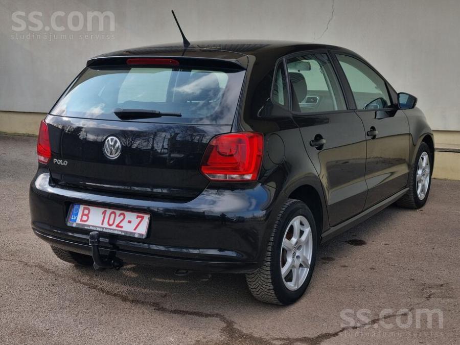 Melns Volkswagen Polo 2013 Ogre, ar dzinēja tilpumu 1.20 L un nobraukumu 170 tūkst. km par 4950 €, foto 9 vietnē AUTOMOTO.COM.LV
