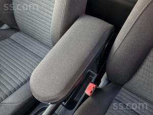Melns Volkswagen Polo 2013 Ogre, ar dzinēja tilpumu 1.20 L un nobraukumu 170 tūkst. km par 4950 €, foto 18 vietnē AUTOMOTO.COM.LV