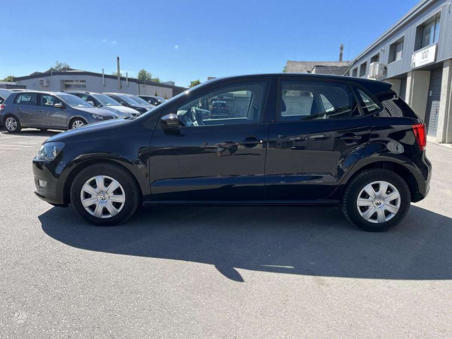 Black Volkswagen Polo 2013 in Siauliai, with an engine capacity of 1.20 L and mileage of 147 thousand km for 3950 €, photo 9 on AUTOMOTO.COM.LV