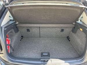 Black Volkswagen Polo 2013 in Siauliai, with an engine capacity of 1.20 L and mileage of 147 thousand km for 3950 €, photo 16 on AUTOMOTO.COM.LV