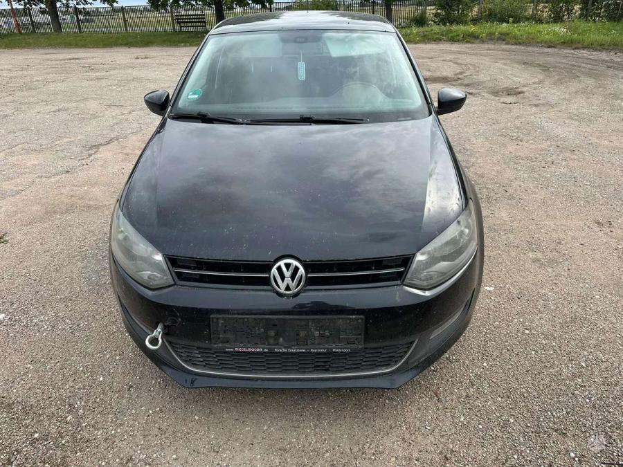 Melns Volkswagen Polo 2013 Jurbarkas, ar dzinēja tilpumu 1.20 L un nobraukumu 185 tūkst. km par 2299 €, foto 3 vietnē AUTOMOTO.COM.LV