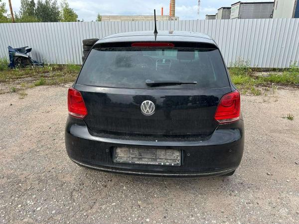 Melns Volkswagen Polo 2013 Jurbarkas, ar dzinēja tilpumu 1.20 L un nobraukumu 185 tūkst. km par 2299 €, foto 7 vietnē AUTOMOTO.COM.LV
