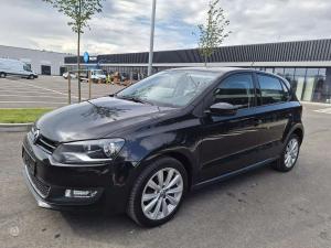 Melns Volkswagen Polo 2013 Kauņa, ar dzinēja tilpumu 1.60 L un nobraukumu 213 tūkst. km par 5550 €, foto  vietnē AUTOMOTO.COM.LV