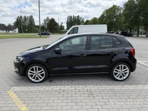 Black Volkswagen Polo 2014 in Jelgava, with an engine capacity of 1.40 L and mileage of 213 thousand km for 2250 €, photo 2 on AUTOMOTO.COM.LV