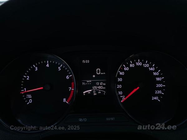 Black Volkswagen Polo 2014 in Tartu, with an engine capacity of 1.00 L and mileage of 126 thousand km for 5290 €, photo 11 on AUTOMOTO.COM.LV