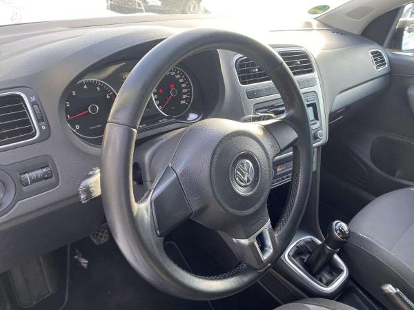 Melns Volkswagen Polo 2014 Klaipėda, ar dzinēja tilpumu 1.20 L un nobraukumu 183 tūkst. km par 4500 €, foto 11 vietnē AUTOMOTO.COM.LV