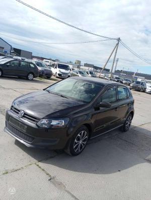 Melns Volkswagen Polo 2014 Kauņa, ar dzinēja tilpumu 1.60 L un nobraukumu 220 tūkst. km par 3400 €, foto 3 vietnē AUTOMOTO.COM.LV