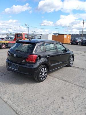 Melns Volkswagen Polo 2014 Kauņa, ar dzinēja tilpumu 1.60 L un nobraukumu 220 tūkst. km par 3400 €, foto 8 vietnē AUTOMOTO.COM.LV