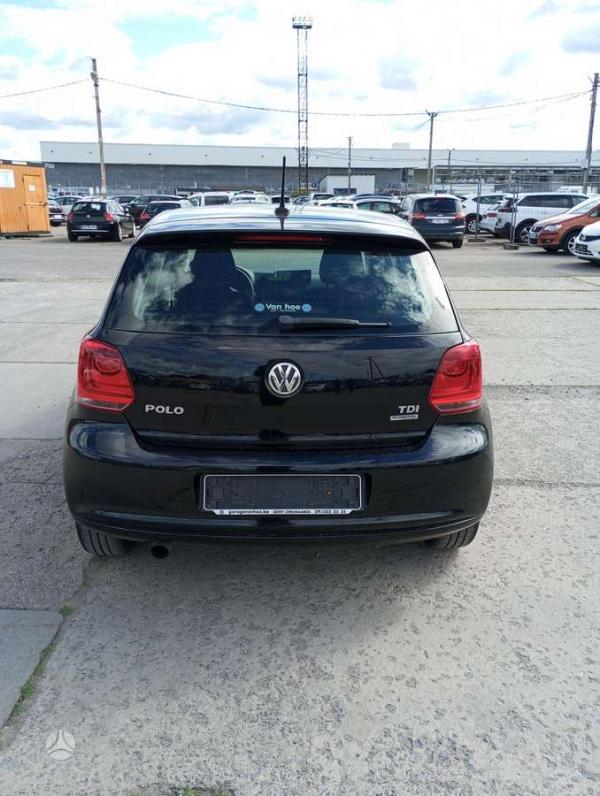 Melns Volkswagen Polo 2014 Kauņa, ar dzinēja tilpumu 1.60 L un nobraukumu 220 tūkst. km par 3400 €, foto 8 vietnē AUTOMOTO.COM.LV