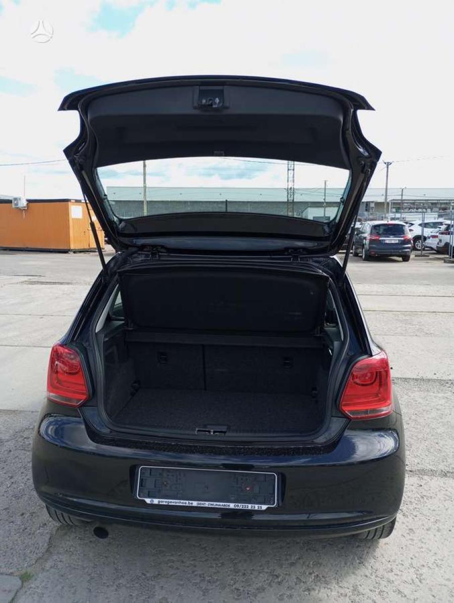 Melns Volkswagen Polo 2014 Kauņa, ar dzinēja tilpumu 1.60 L un nobraukumu 220 tūkst. km par 3400 €, foto 10 vietnē AUTOMOTO.COM.LV