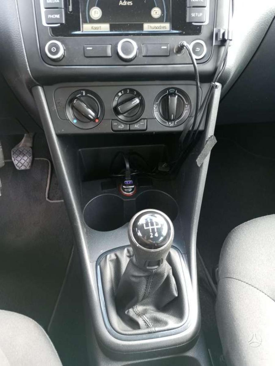 Melns Volkswagen Polo 2014 Kauņa, ar dzinēja tilpumu 1.60 L un nobraukumu 220 tūkst. km par 3400 €, foto 17 vietnē AUTOMOTO.COM.LV