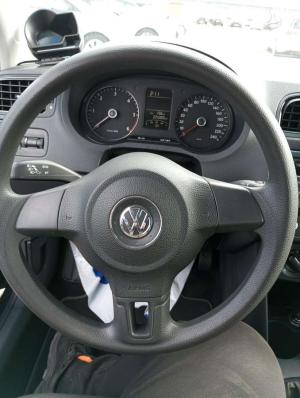 Melns Volkswagen Polo 2014 Kauņa, ar dzinēja tilpumu 1.60 L un nobraukumu 220 tūkst. km par 3400 €, foto 20 vietnē AUTOMOTO.COM.LV