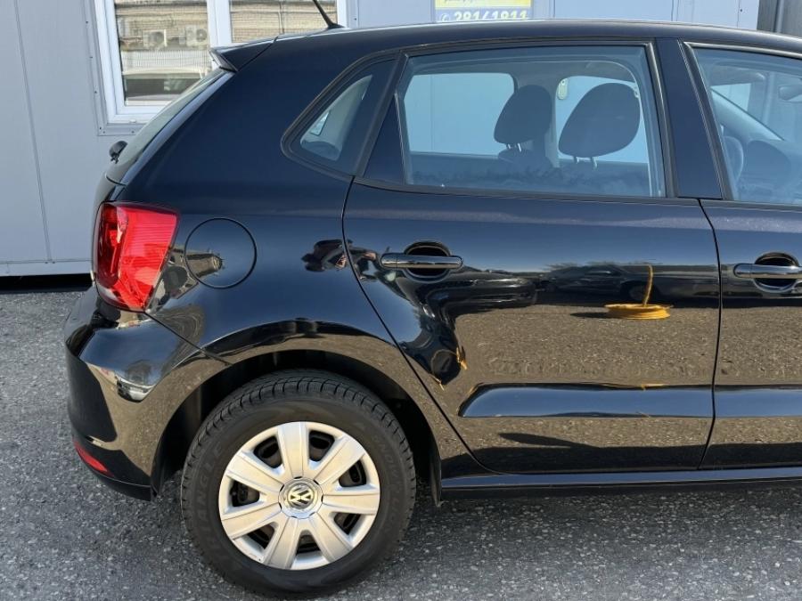 Melns Volkswagen Polo 2014 Rīga, ar dzinēja tilpumu 1.40 L un nobraukumu 172 tūkst. km par 4200 €, foto 4 vietnē AUTOMOTO.COM.LV