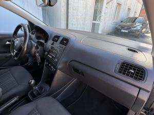 Melns Volkswagen Polo 2014 Rīga, ar dzinēja tilpumu 1.40 L un nobraukumu 172 tūkst. km par 4200 €, foto 15 vietnē AUTOMOTO.COM.LV