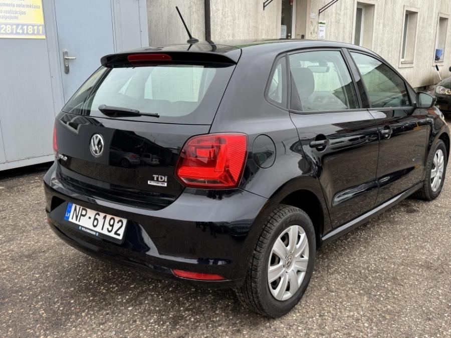 Melns Volkswagen Polo 2014 Rīga, ar dzinēja tilpumu 1.40 L un nobraukumu 172 tūkst. km par 4200 €, foto 21 vietnē AUTOMOTO.COM.LV