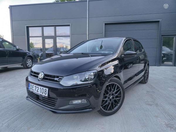 Black Volkswagen Polo 2015 in Utena, with an engine capacity of 1.40 L and mileage of 300 thousand km for 5990 €, photo 1 on AUTOMOTO.COM.LV