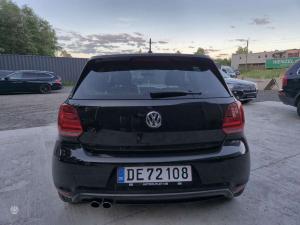 Black Volkswagen Polo 2015 in Utena, with an engine capacity of 1.40 L and mileage of 300 thousand km for 5990 €, photo 9 on AUTOMOTO.COM.LV