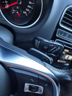 Black Volkswagen Polo 2015 in Utena, with an engine capacity of 1.40 L and mileage of 300 thousand km for 5990 €, photo 19 on AUTOMOTO.COM.LV
