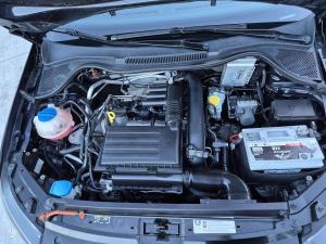 Black Volkswagen Polo 2015 in Utena, with an engine capacity of 1.40 L and mileage of 300 thousand km for 5990 €, photo 24 on AUTOMOTO.COM.LV