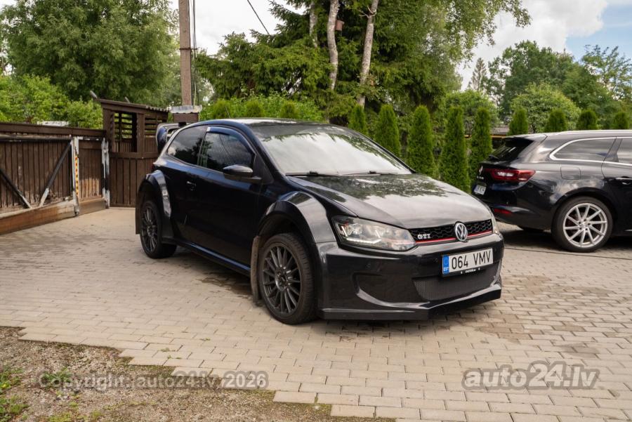 Black Volkswagen Polo 2015 in Tallinn, with an engine capacity of 1.80 L and mileage of 122 thousand km for 13700 €, photo 3 on AUTOMOTO.COM.LV