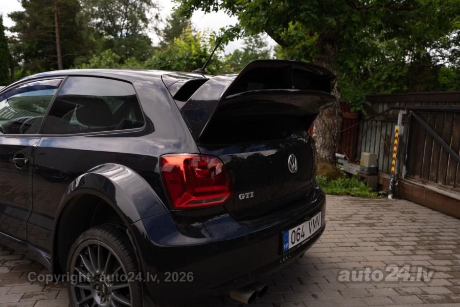 Black Volkswagen Polo 2015 in Tallinn, with an engine capacity of 1.80 L and mileage of 122 thousand km for 13700 €, photo 11 on AUTOMOTO.COM.LV