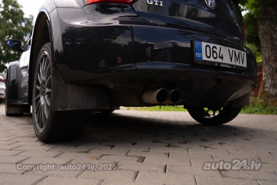 Black Volkswagen Polo 2015 in Tallinn, with an engine capacity of 1.80 L and mileage of 122 thousand km for 13700 €, photo 13 on AUTOMOTO.COM.LV