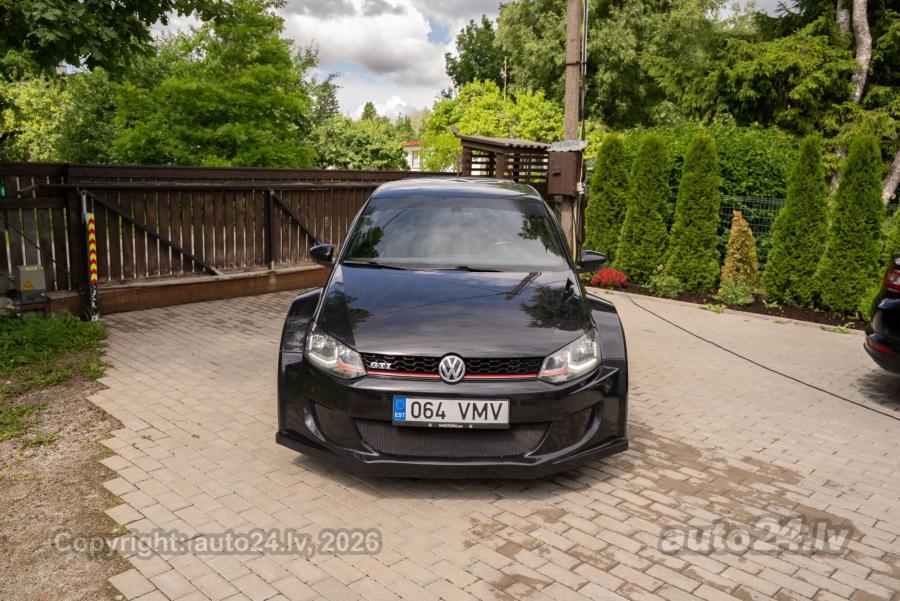 Black Volkswagen Polo 2015 in Tallinn, with an engine capacity of 1.80 L and mileage of 122 thousand km for 13700 €, photo 16 on AUTOMOTO.COM.LV