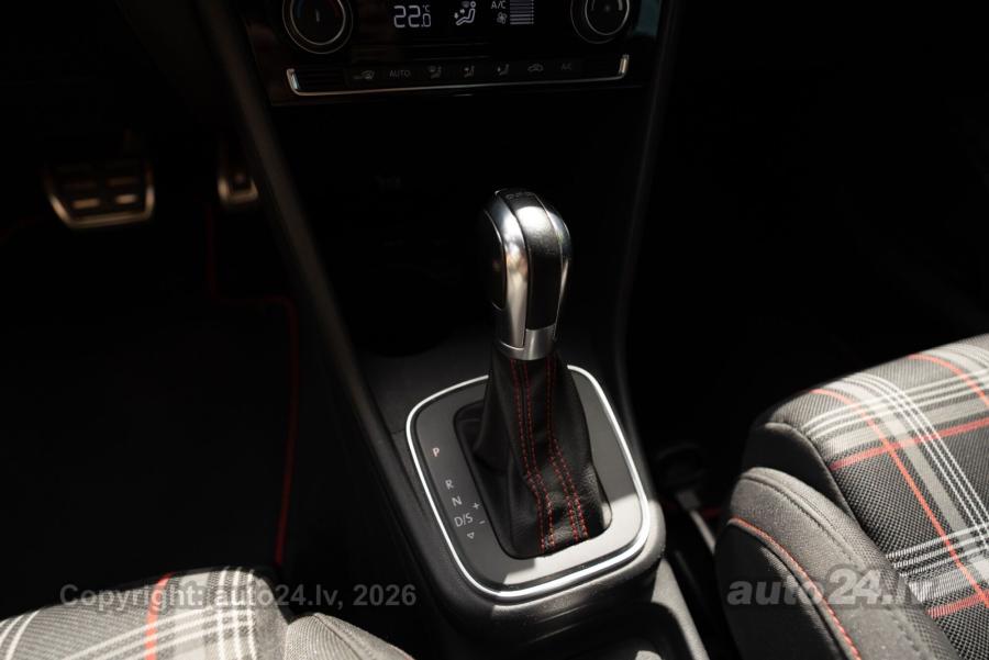 Black Volkswagen Polo 2015 in Tallinn, with an engine capacity of 1.80 L and mileage of 122 thousand km for 13700 €, photo 24 on AUTOMOTO.COM.LV