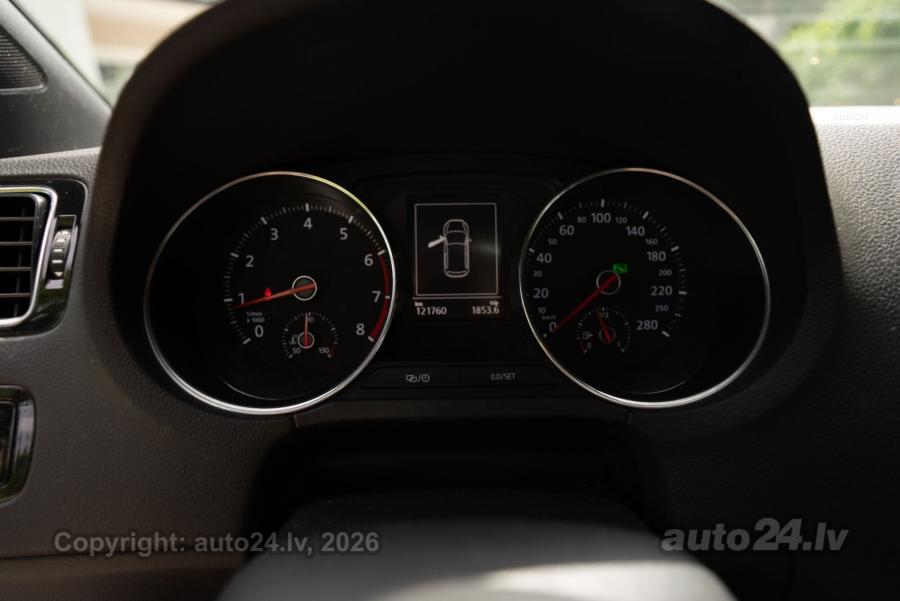 Black Volkswagen Polo 2015 in Tallinn, with an engine capacity of 1.80 L and mileage of 122 thousand km for 13700 €, photo 25 on AUTOMOTO.COM.LV